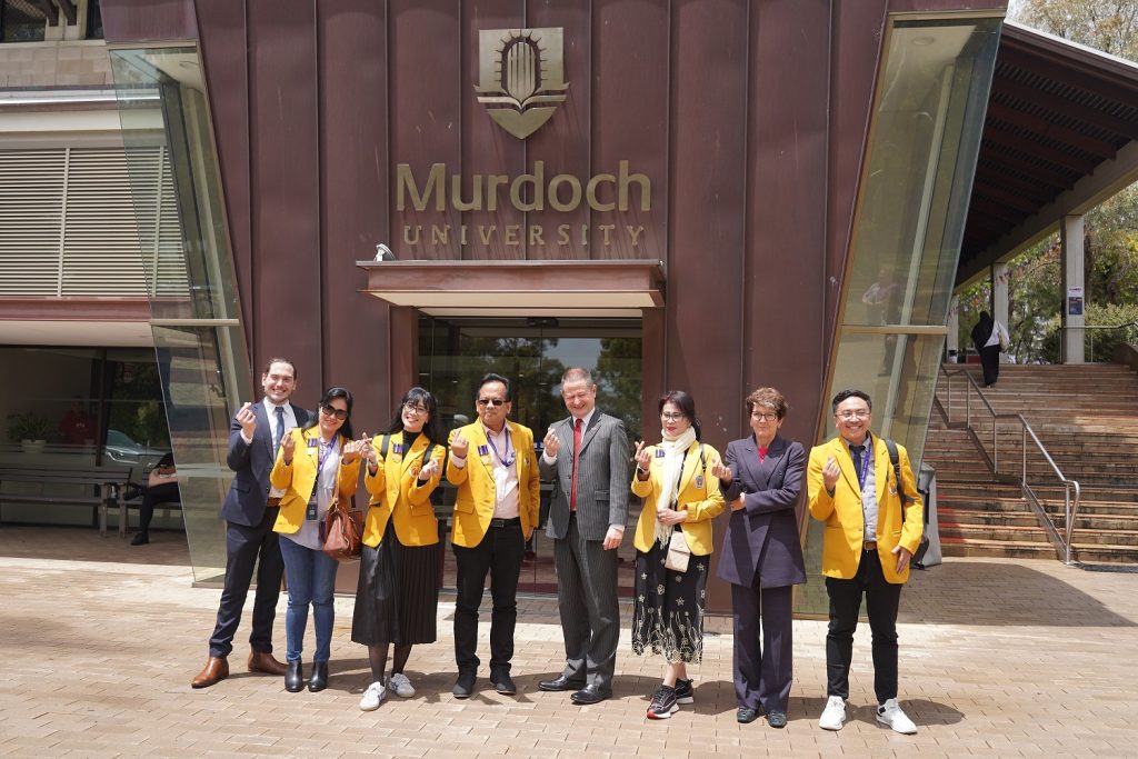 Universitas Pendidikan Nasional Establishes Collaboration with Murdoch ...